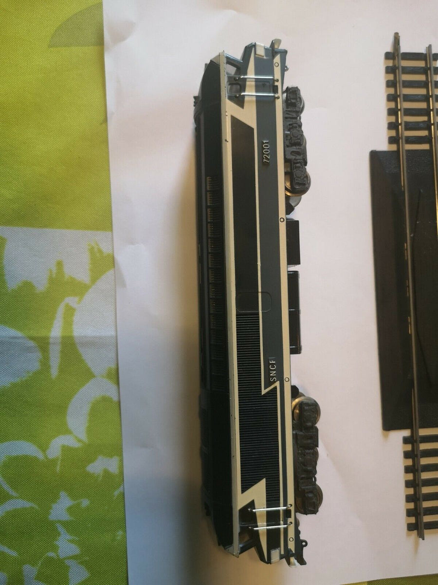 motrice diesel numéro 72001 HO Jouef – piecesajouets17